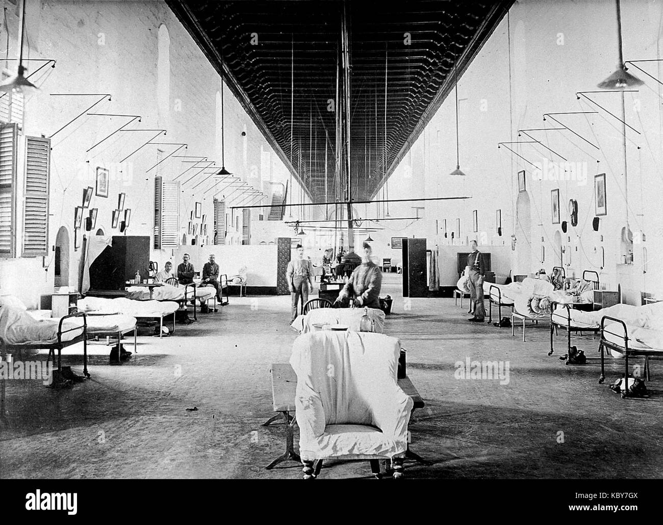 The Great Ward of the Station Hospital, Malta, circa 1906 Wellcome ...