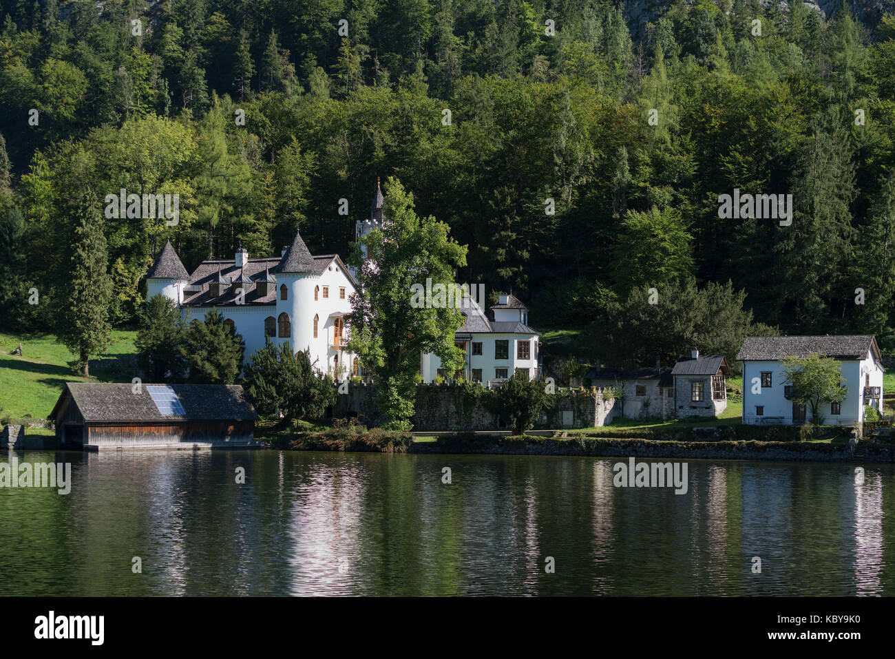 Castle Schloss on the Shoreline of Lake Hallstatt Stock Photo - Alamy