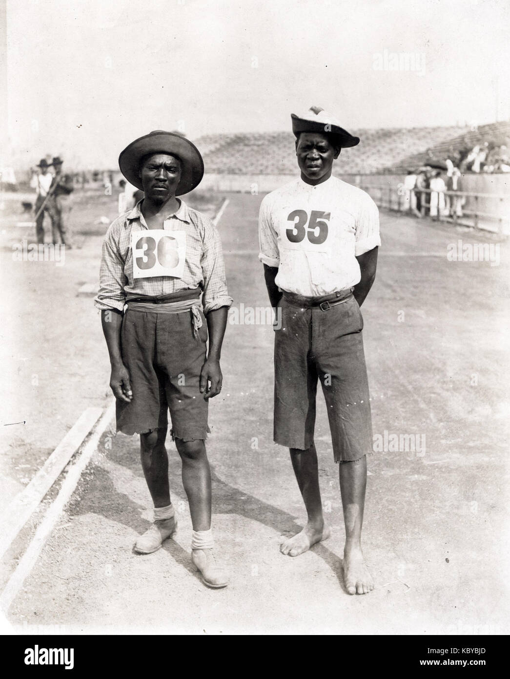 1904 olympic marathon hi-res stock photography and images - Alamy