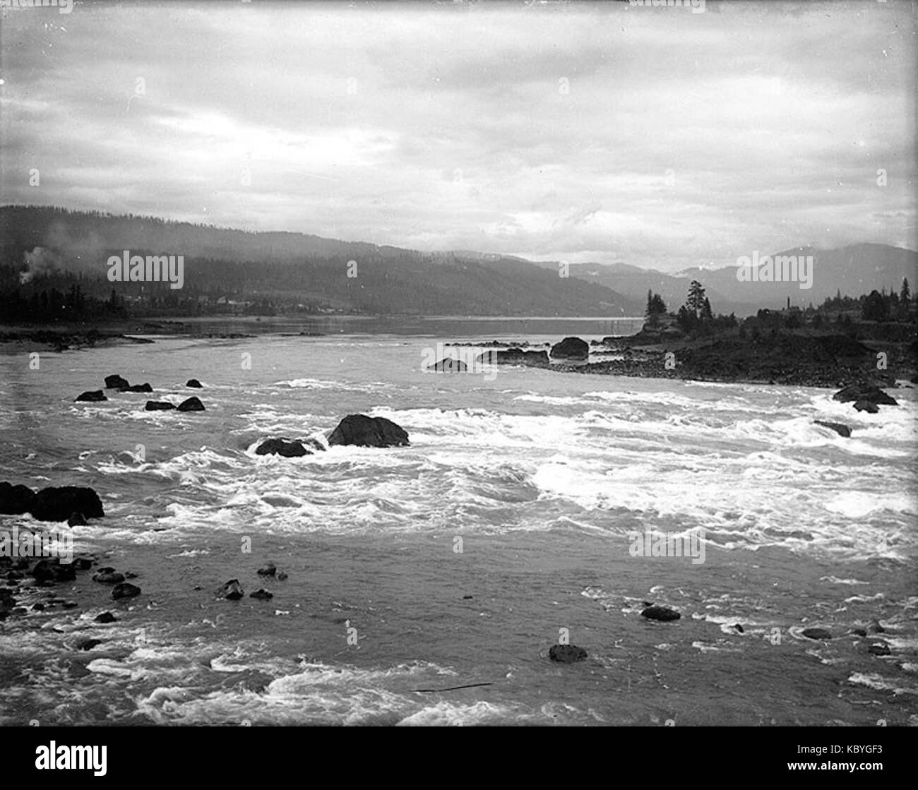 Columbia bar Black and White Stock Photos & Images - Alamy