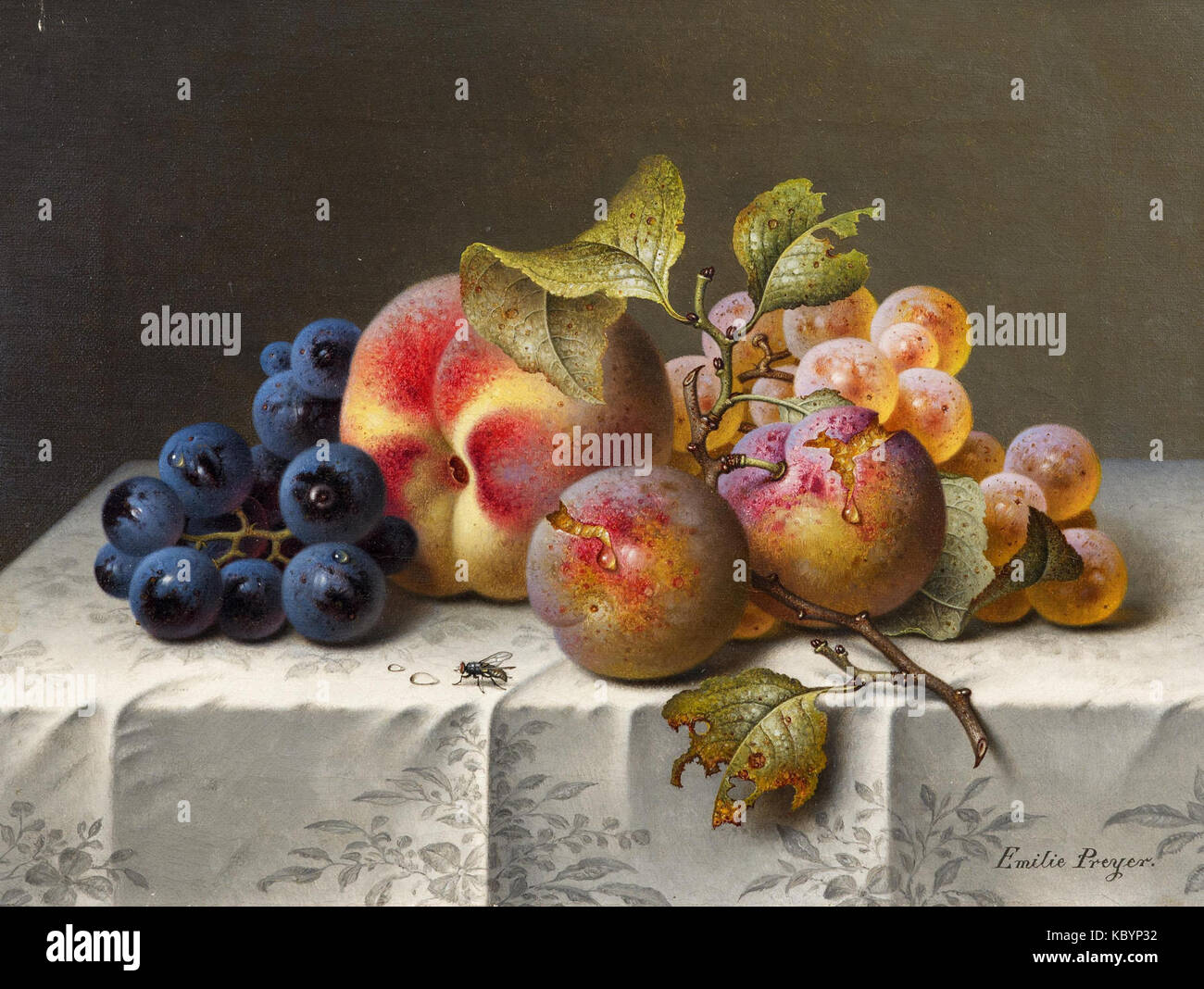 Emilie Preyer Stillleben mit Trauben und Pfirsichen Stock Photo - Alamy