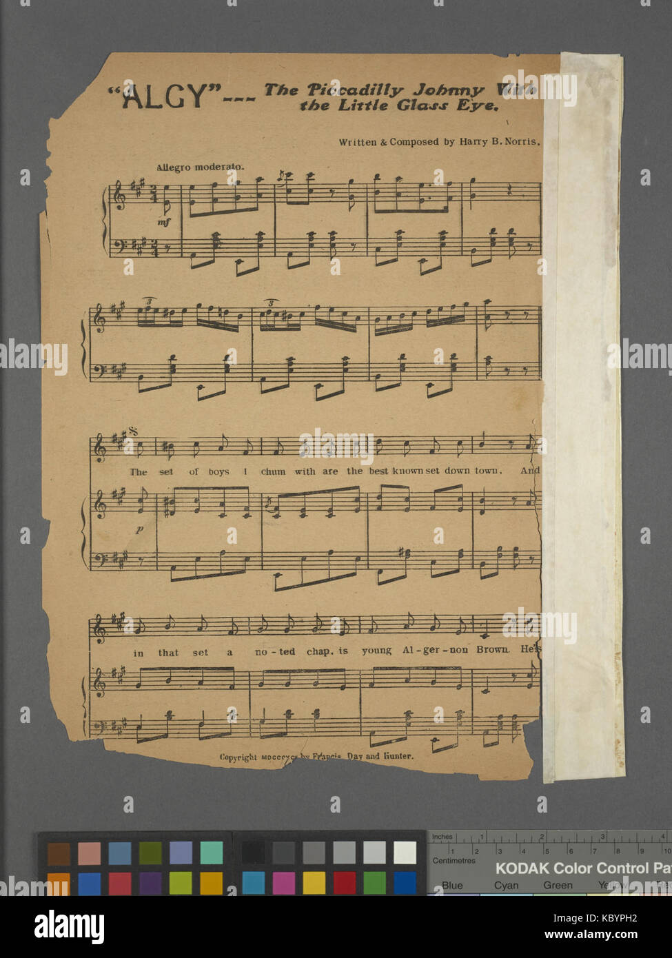 Piccadilly line vintage hi-res stock photography and images - Alamy