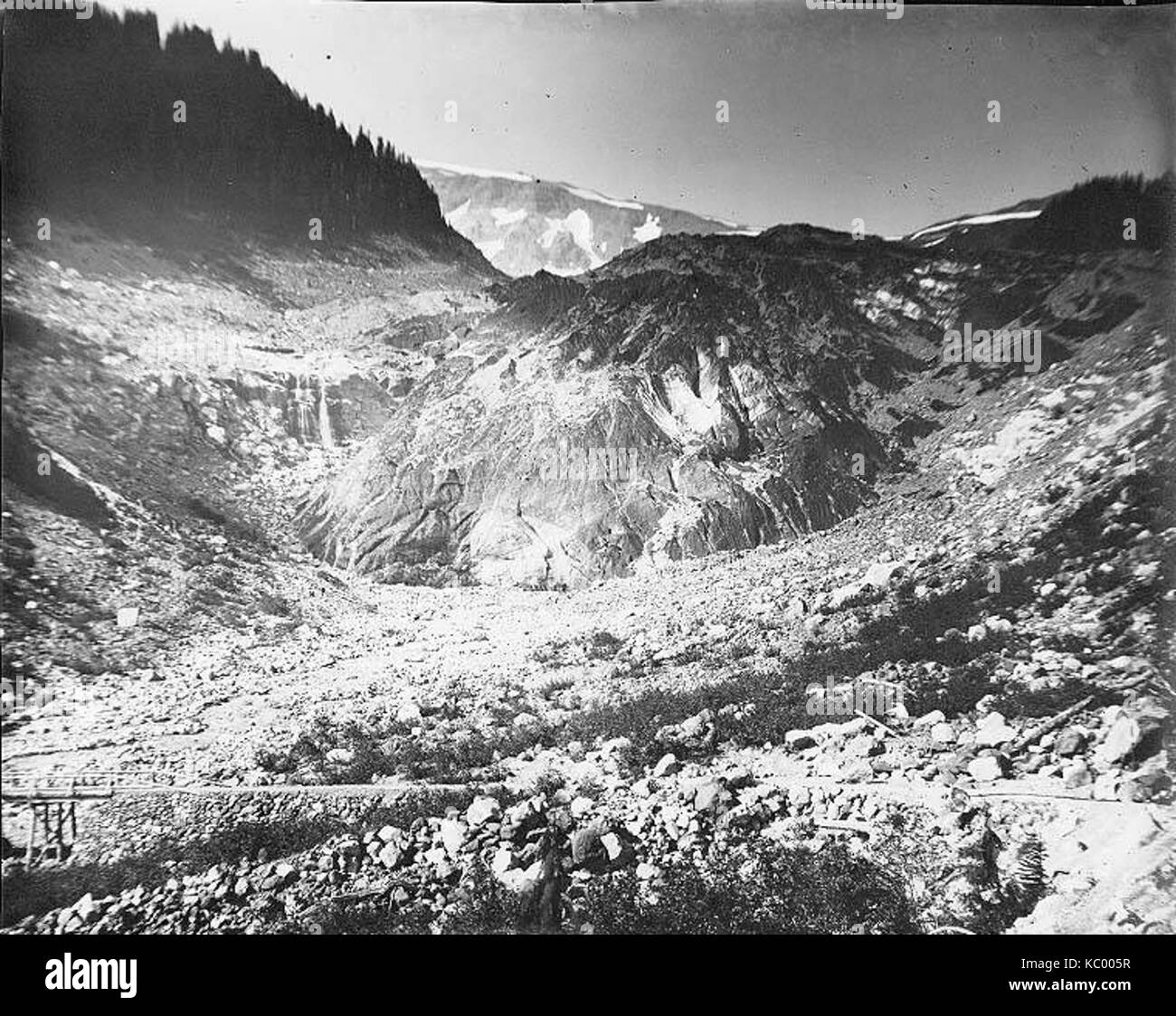 Map of rainier Black and White Stock Photos & Images - Alamy