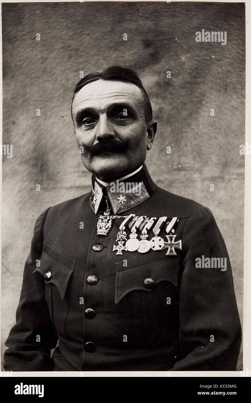 This portrait of Generalmajor Otto von Richter captures the senior ...