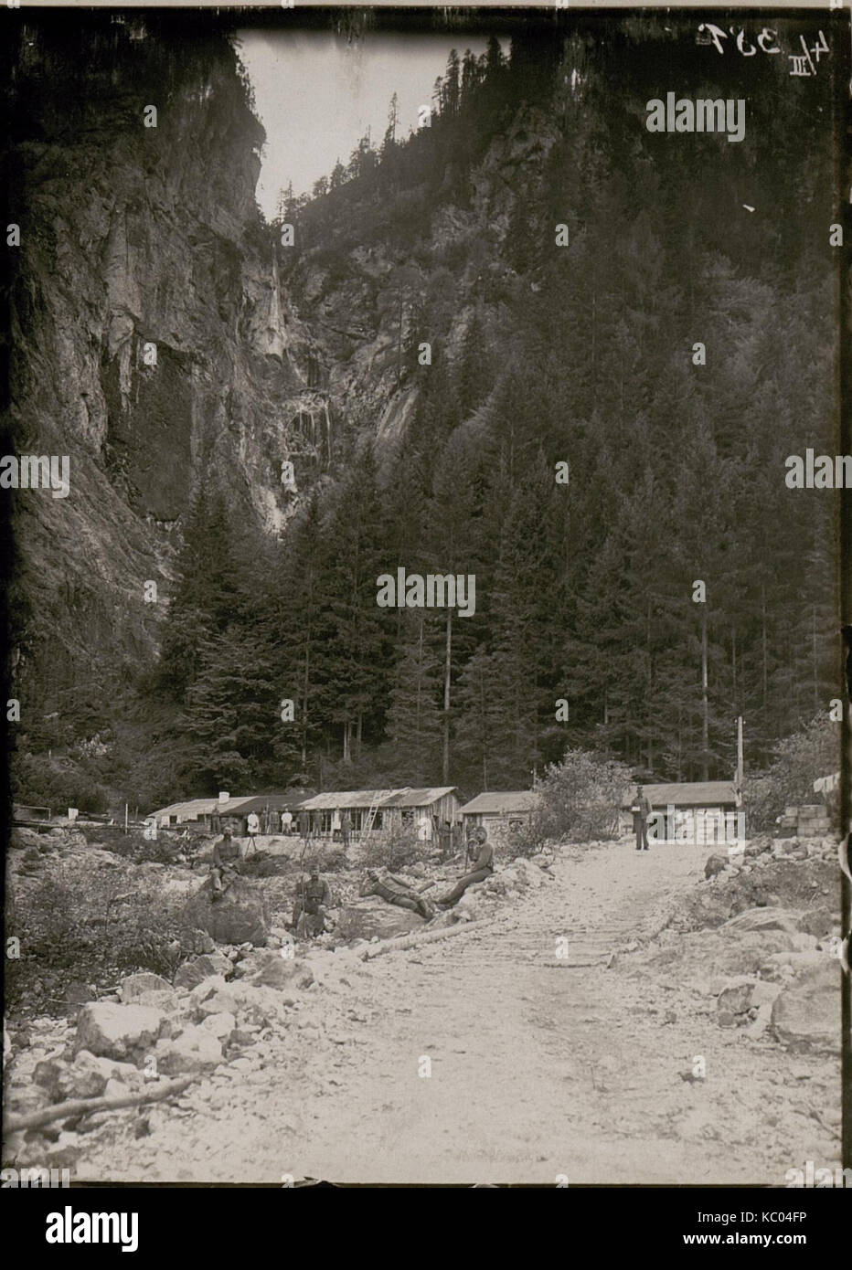 Military officers living quarters hi-res stock photography and images ...