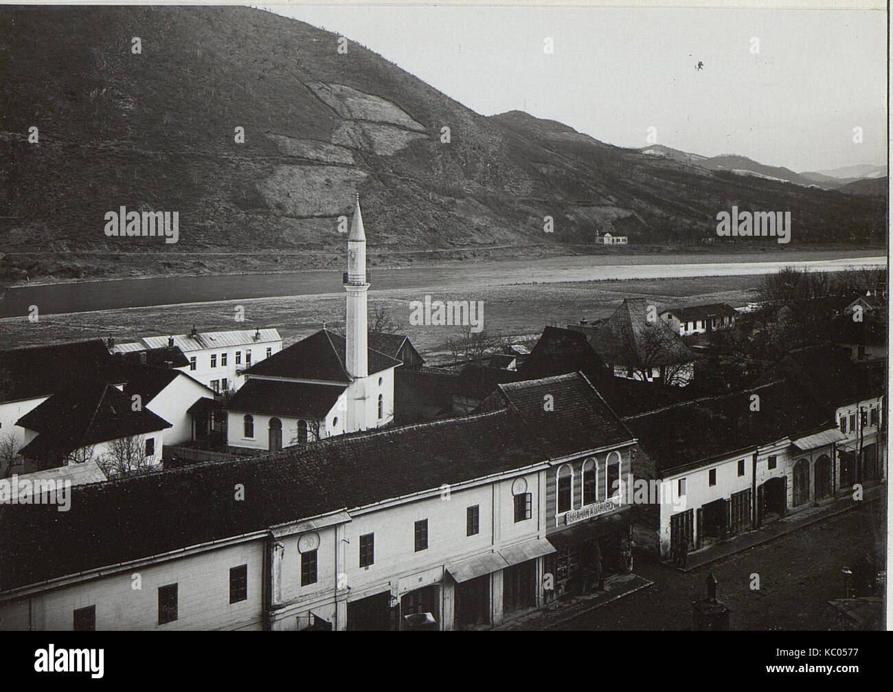 This is an image from 'Kriegsalbum 108,' a wartime album documenting ...