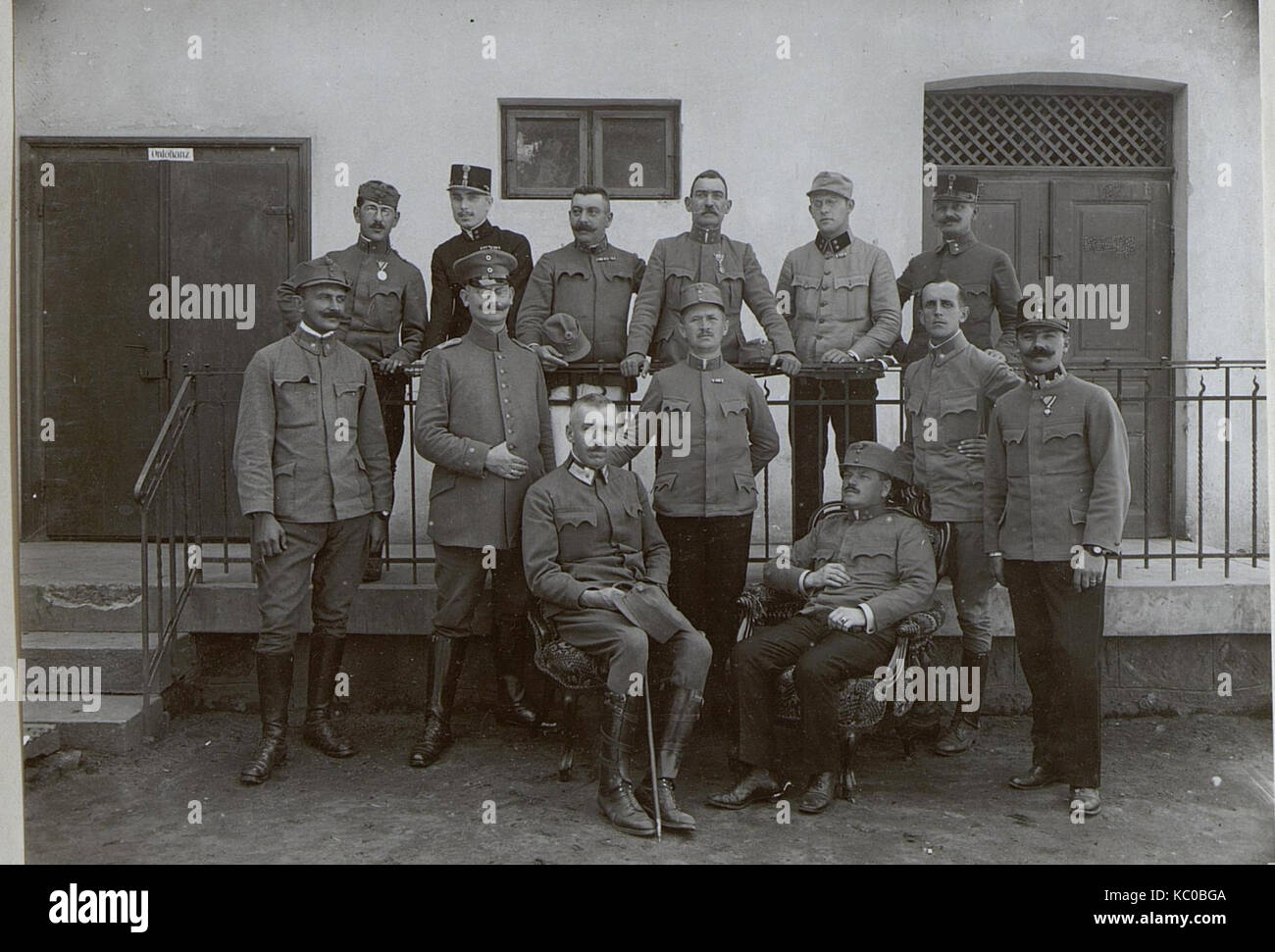 Officers mess hi-res stock photography and images - Alamy