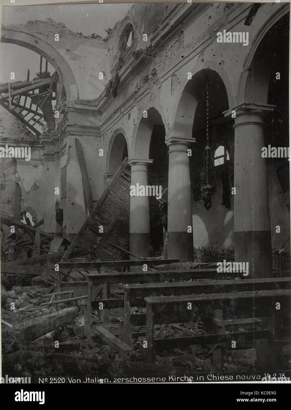 Churches destroyed during war hi-res stock photography and images - Alamy