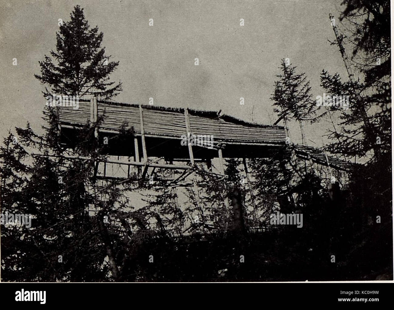 Machine gun towers hi-res stock photography and images - Alamy