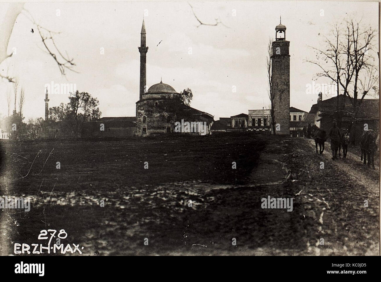 Old tirana map hi-res stock photography and images - Alamy