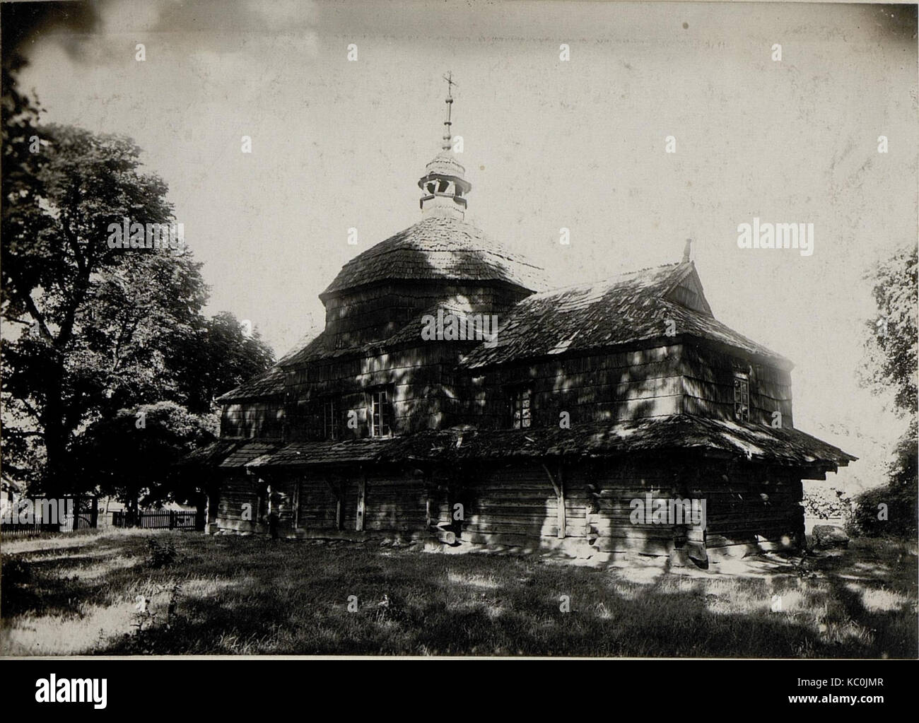 The 'Ruthenische Kirche in Chodrow' refers to a Russian Orthodox church ...