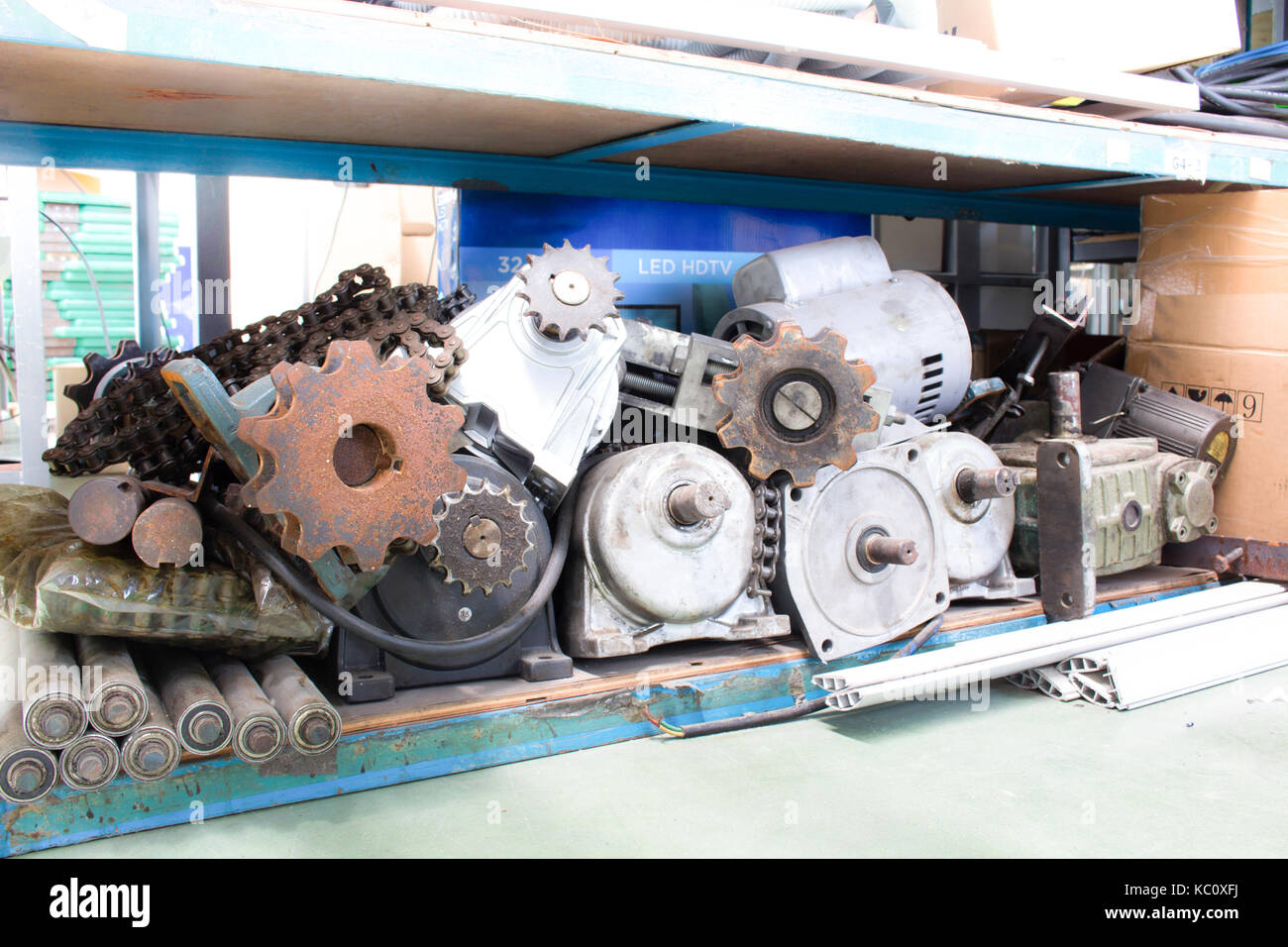 Industry motor hi-res stock photography and images - Alamy