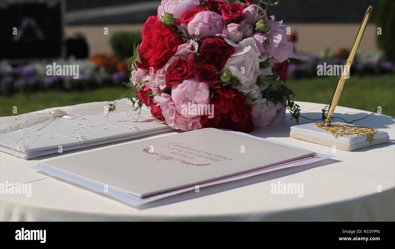 Registration table hi-res stock photography and images - Alamy