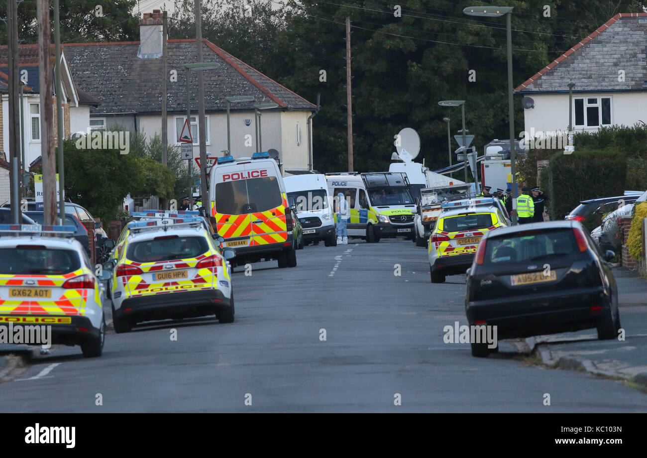 Police raiding home hi-res stock photography and images - Alamy