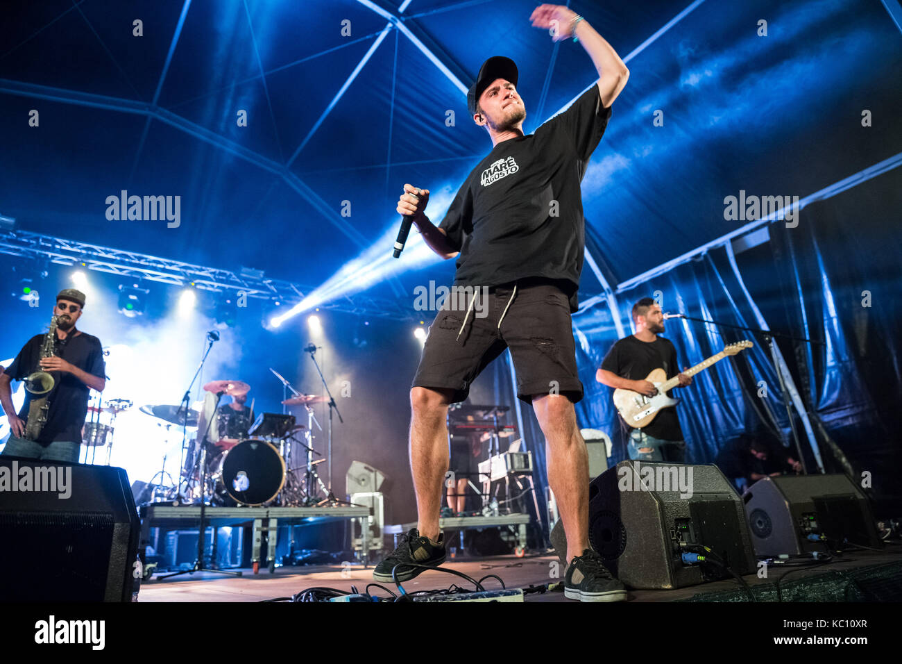 Festival Mare de Agosto at Praia Formosa - Day 1 Featuring: Pau Lobo ...