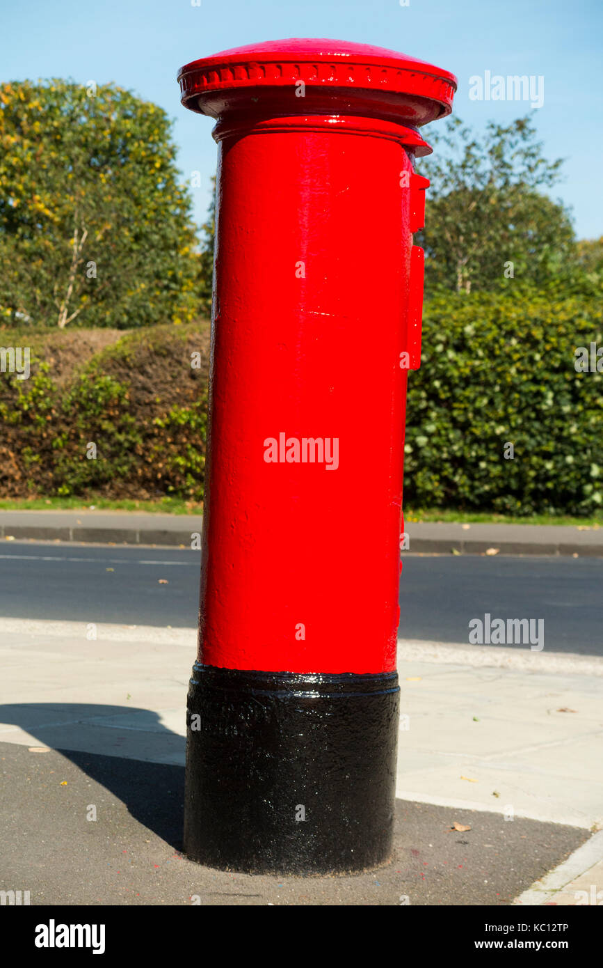 Reverse / obverse / back / rear side view of a B-type pillar box / post ...