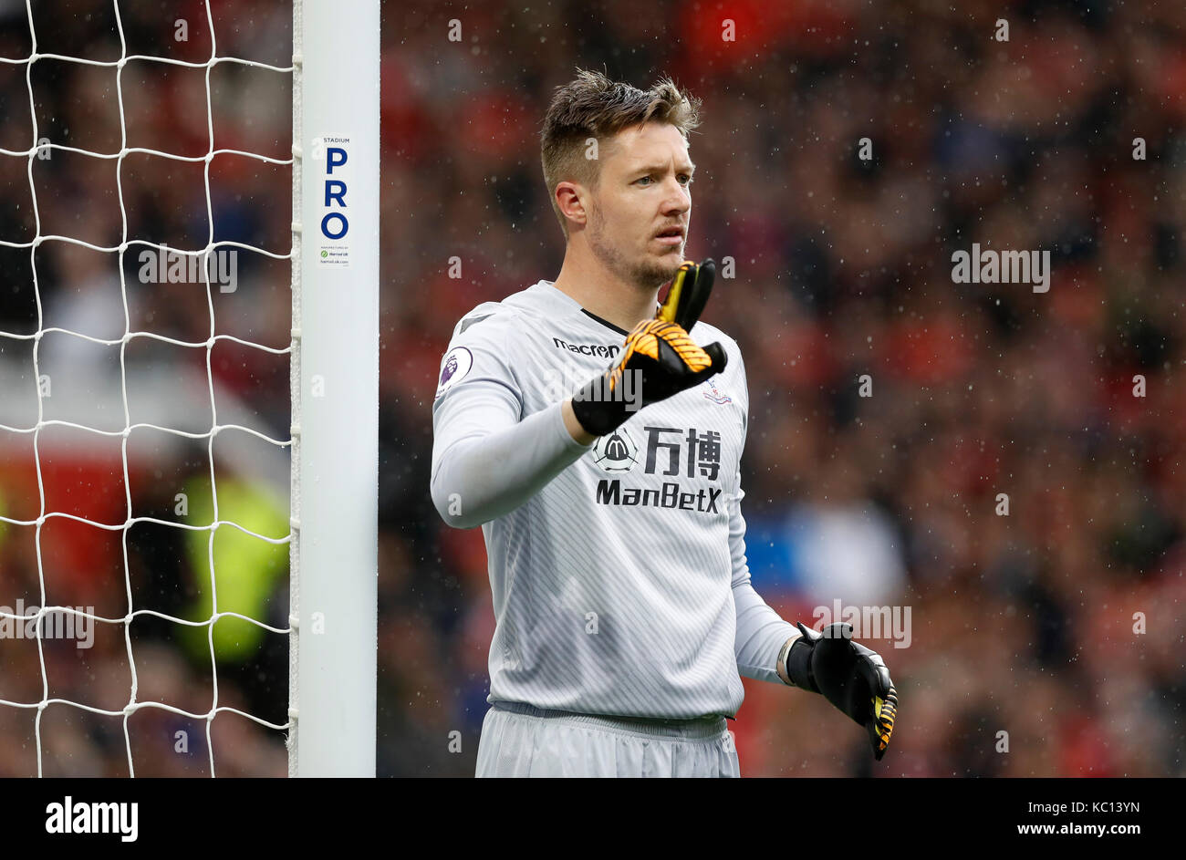 Crystal Palace goalkeeper Wayne Hennessey Stock Photo - Alamy