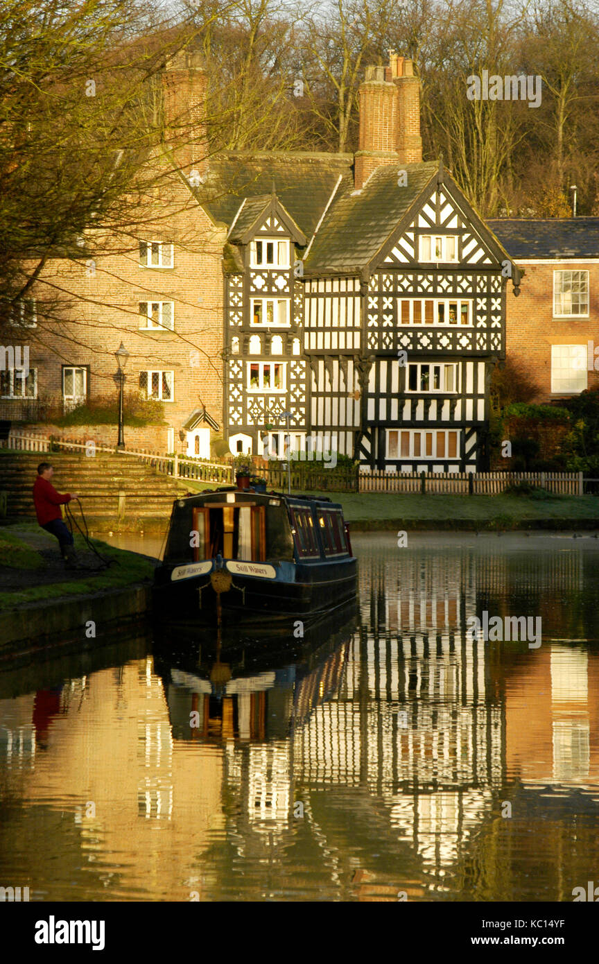 Worsley bridges hi-res stock photography and images - Alamy
