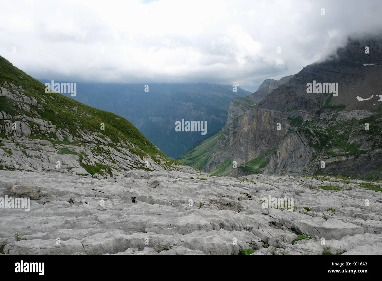 Limestone pavement above the Refuge de la Vogealle, Tour Des Dents ...