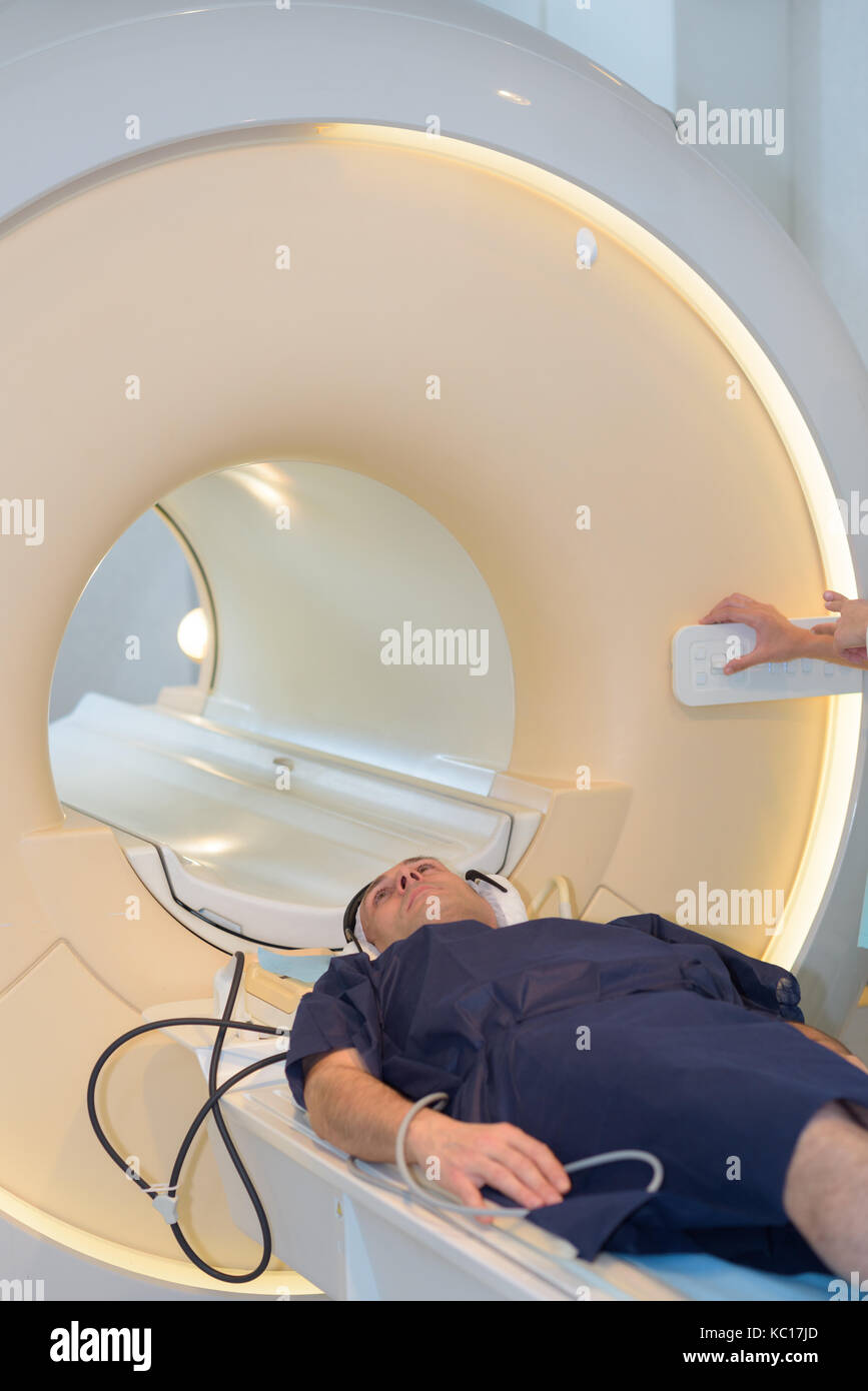 patient and doctor ready to do cat scan Stock Photo - Alamy