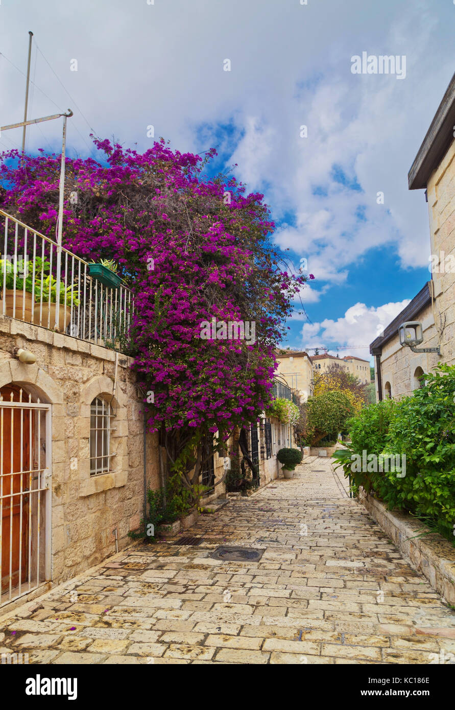 old house in Yemin Moshe district, Jerusalem, Israelin Stock Photo - Alamy