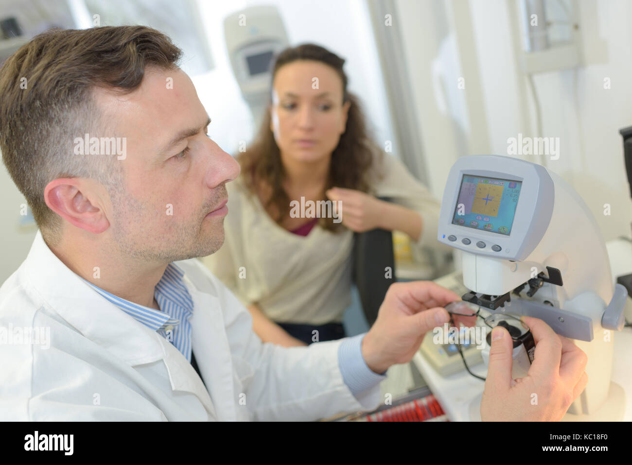 doctor with medical handheld device Stock Photo - Alamy