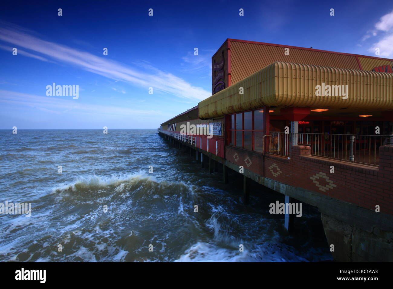 Walton pier hi-res stock photography and images - Alamy