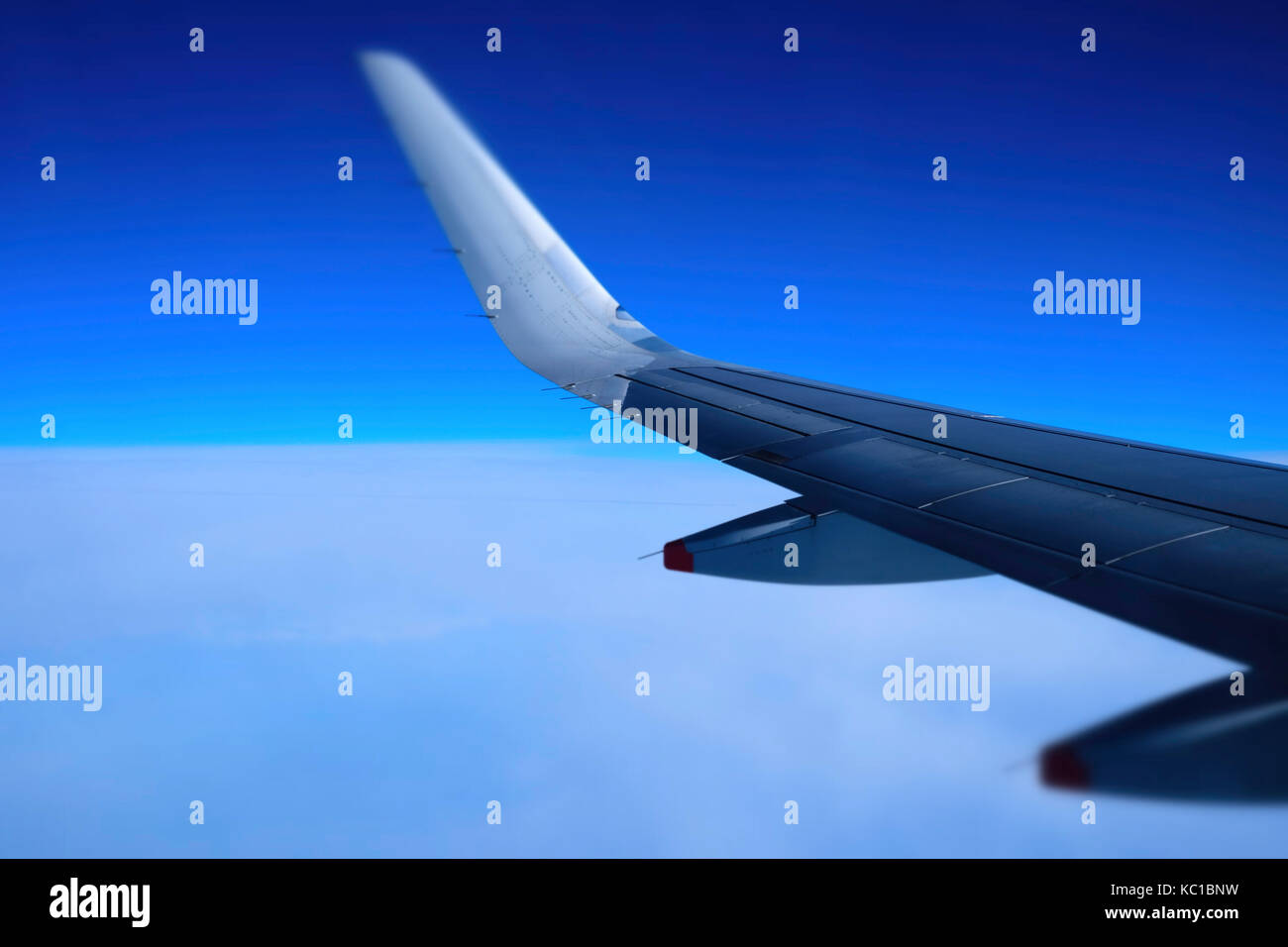 View from a window seat of a passenger airliner Stock Photo - Alamy