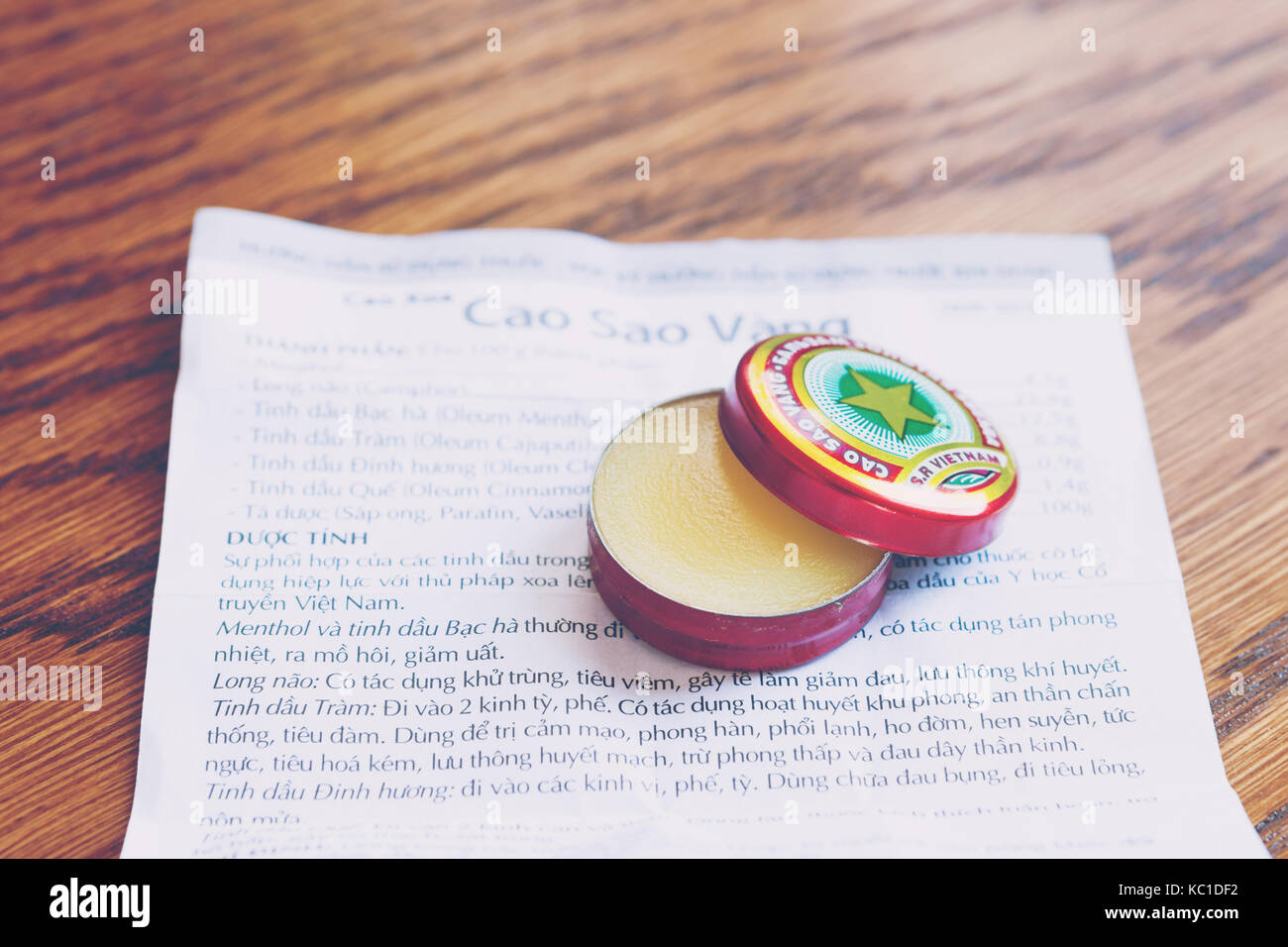 Vietnamese traditional golden star balm "Cao Sao Vang Stock Photo - Alamy