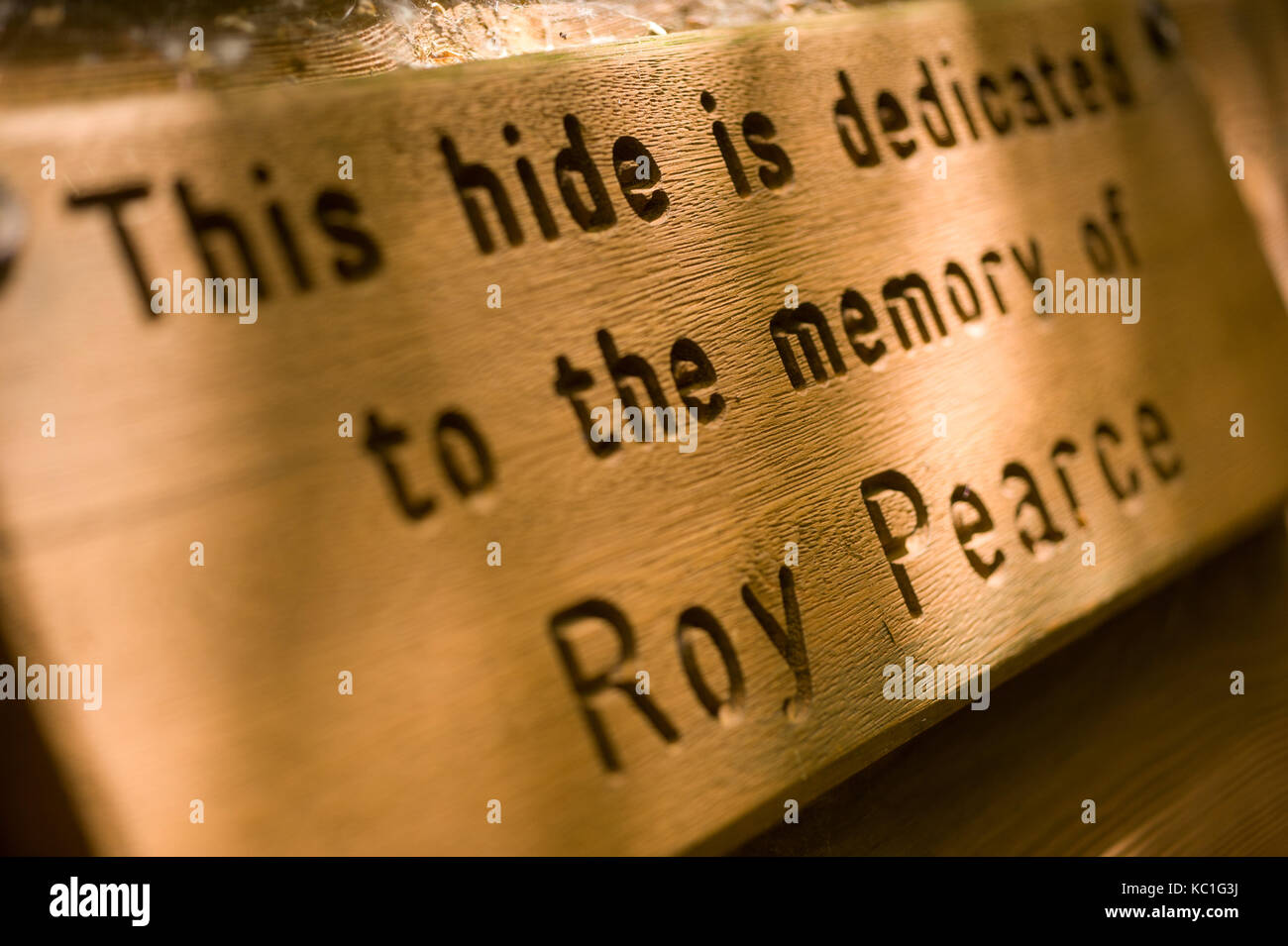 Dedication sign to Roy Pearce, Gosforth Park Nature Reserve Stock Photo ...