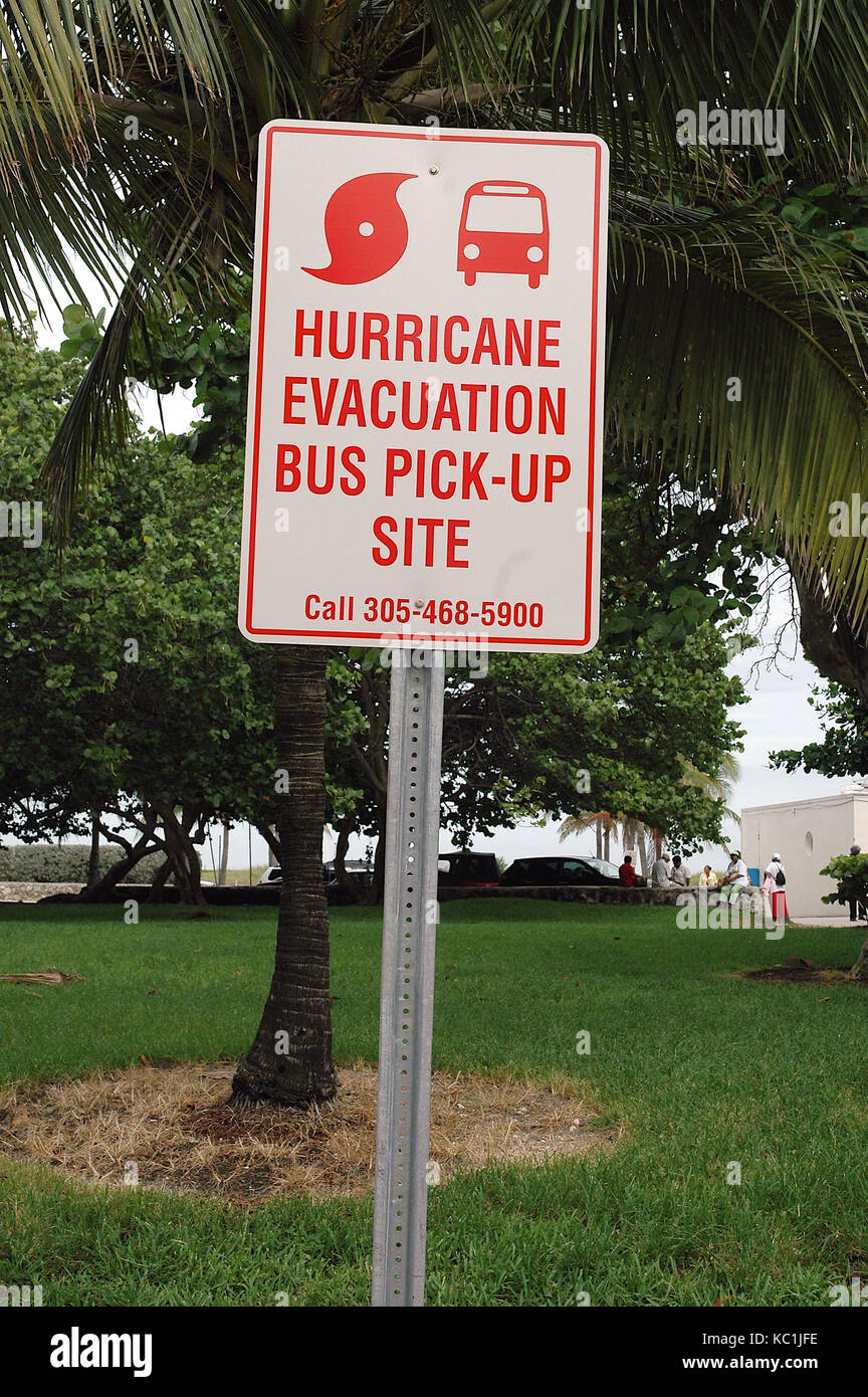 Florida hurricane evacuation hi-res stock photography and images - Alamy
