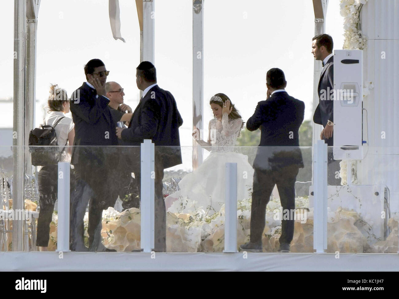 The wedding of billionaire property mogul Jeff Sutton's daughter Renee ...