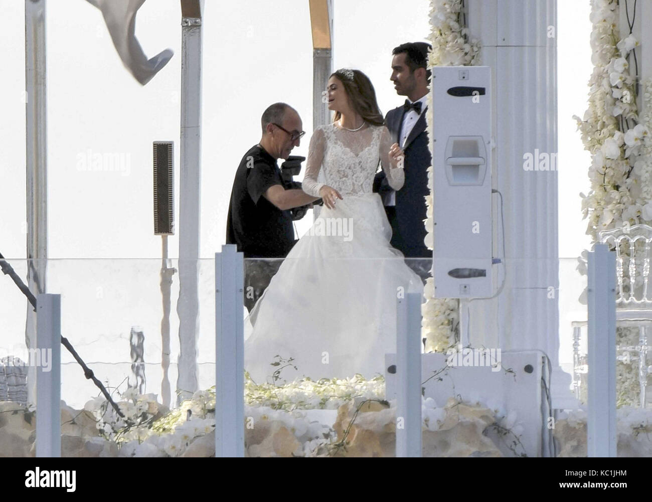 The wedding of billionaire property mogul Jeff Sutton's daughter Renee ...