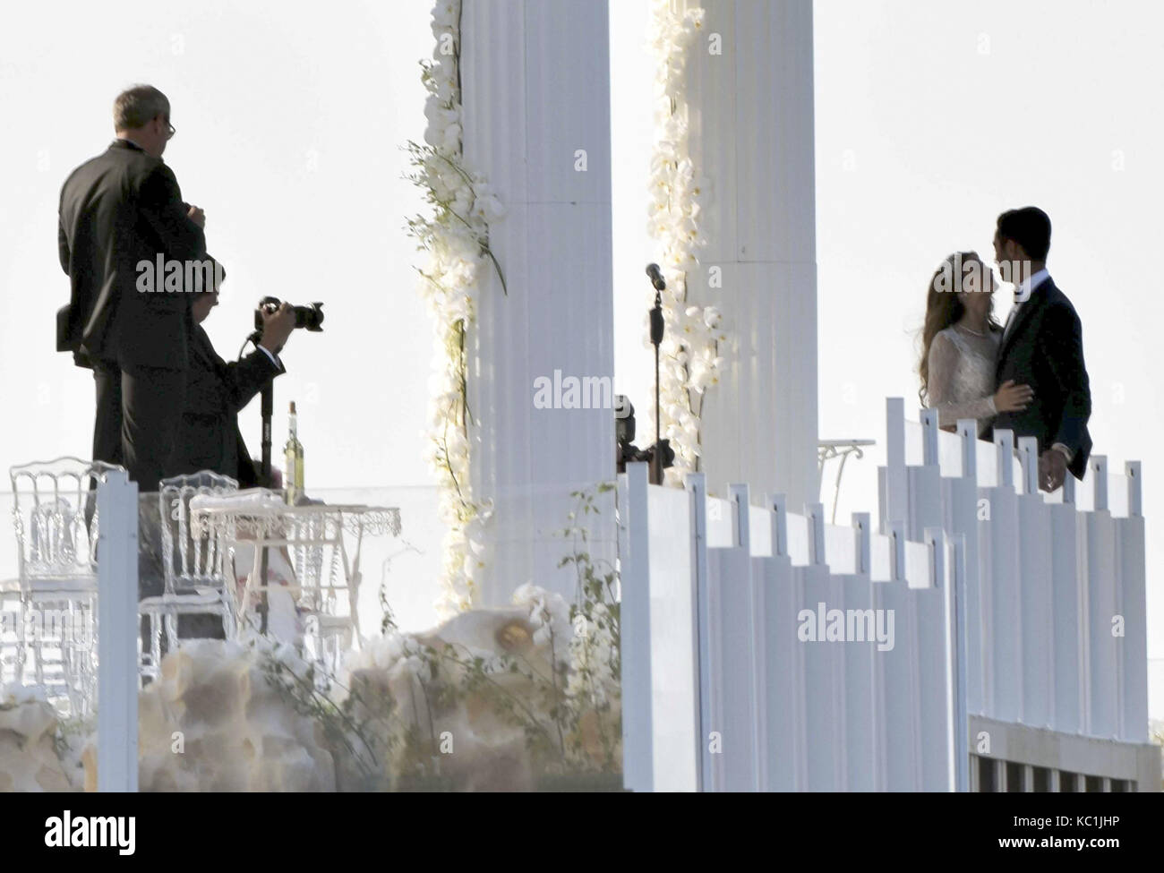 The wedding of billionaire property mogul Jeff Sutton's daughter Renee ...