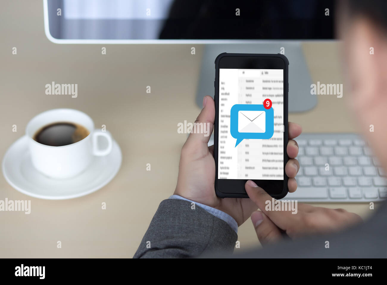 Mail Communication Connection message to mailing contacts phone Global ...