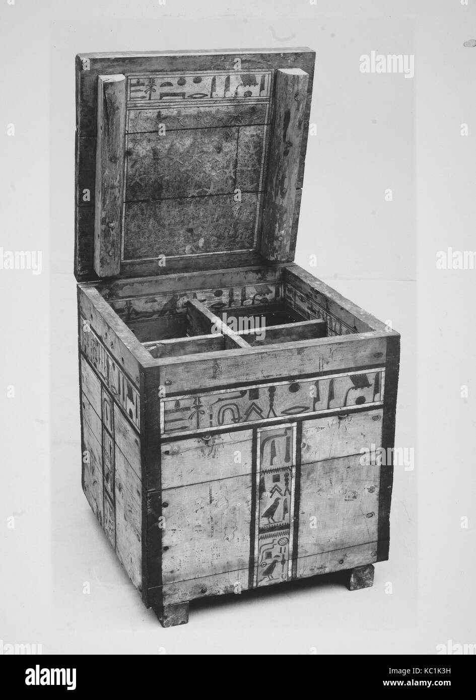 Canopic chest of Ukhhotep, Middle Kingdom, Dynasty 12, ca. 1981–1802 B ...