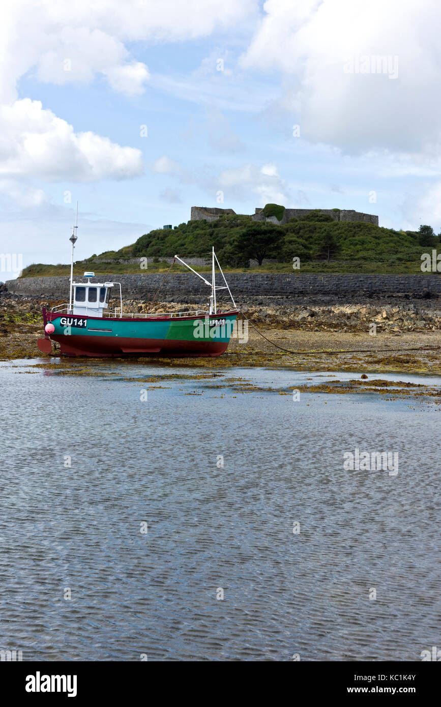 Russell channel hi-res stock photography and images - Alamy