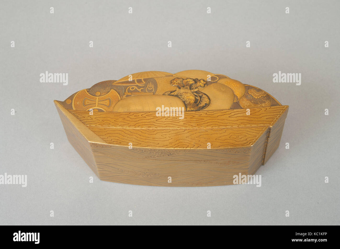 Box shaped boat hi-res stock photography and images - Alamy