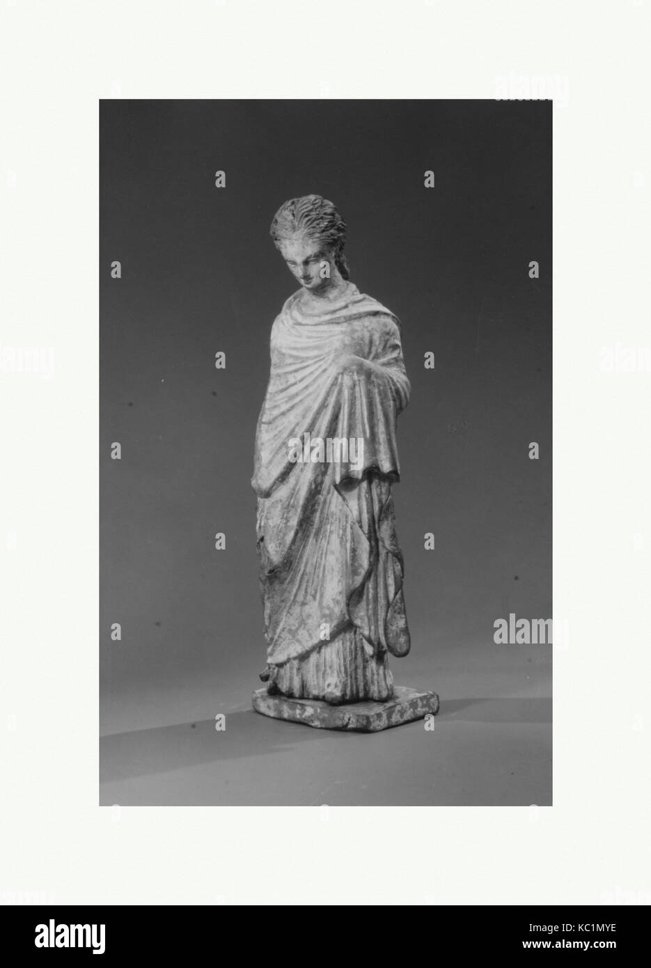Terracotta statuette of a woman, early 3rd century B.C Stock Photo - Alamy