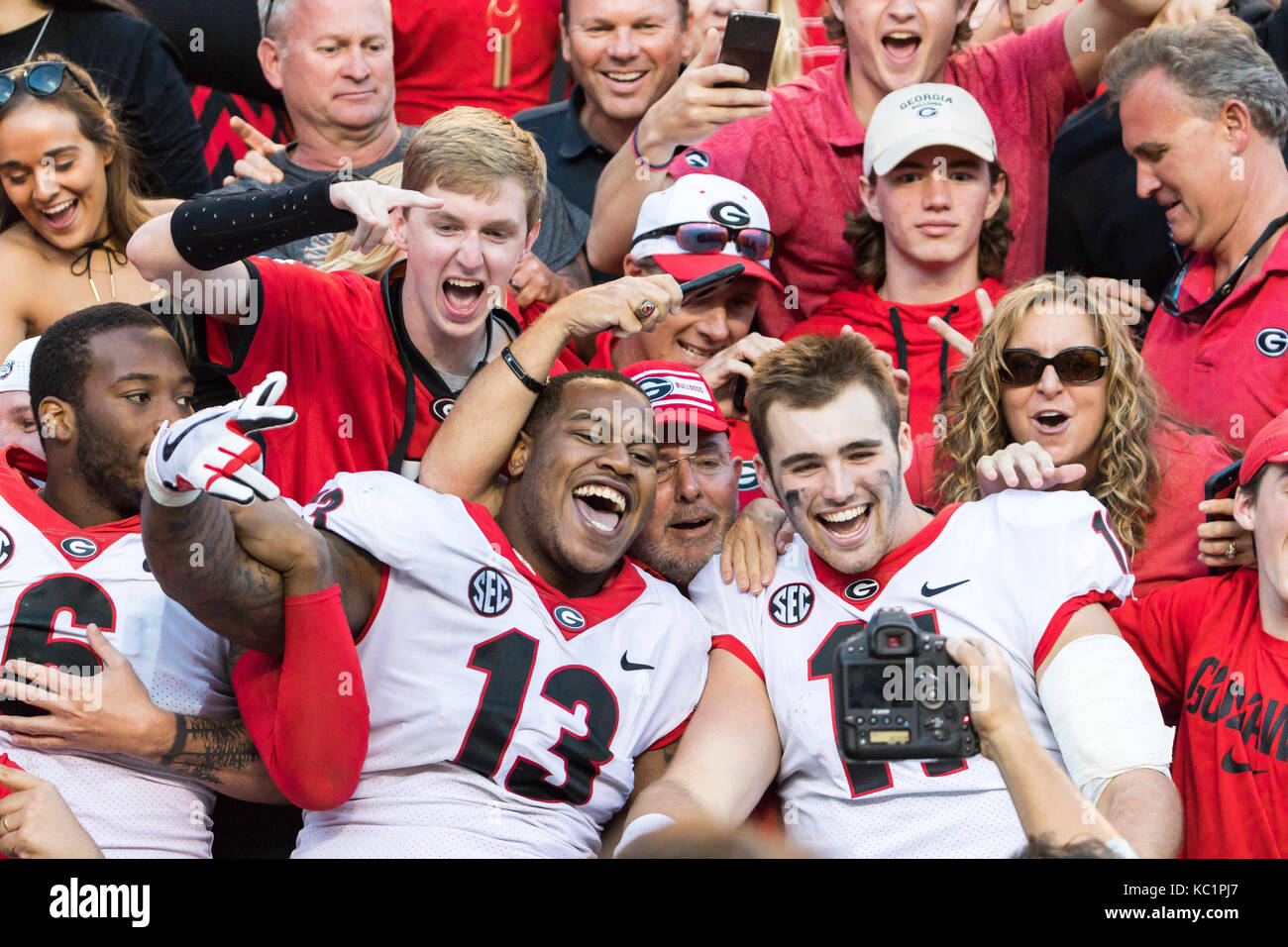 September 30, 2017: Jonathan Ledbetter #13 of the Georgia Bulldogs and ...
