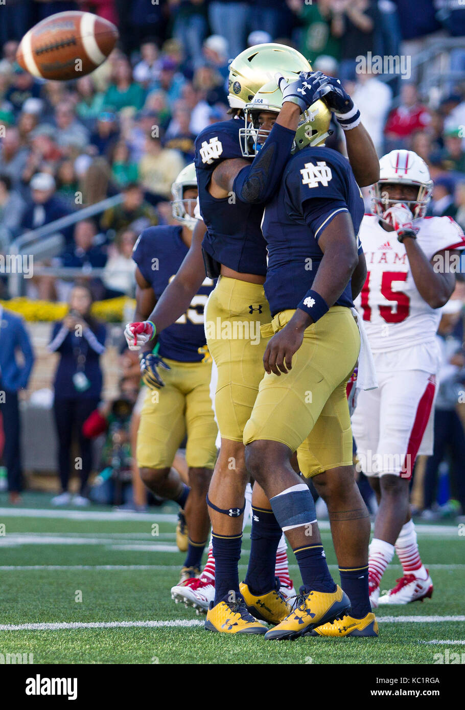 South Bend, Indiana, USA. 30th Sep, 2017. Notre Dame players celebrate ...