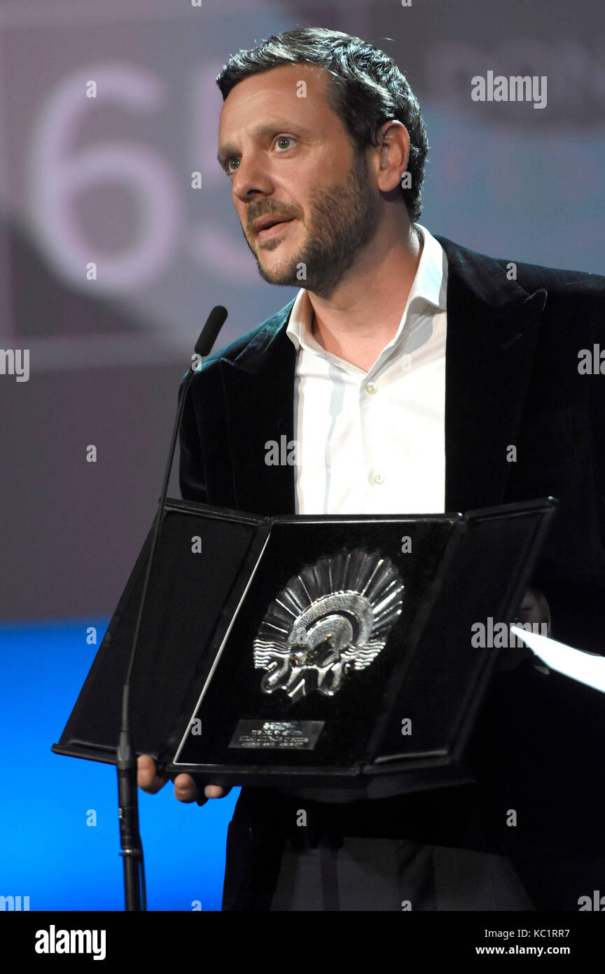 Bogdan Dumitrache receives the Silver Shell award for the best actor ...