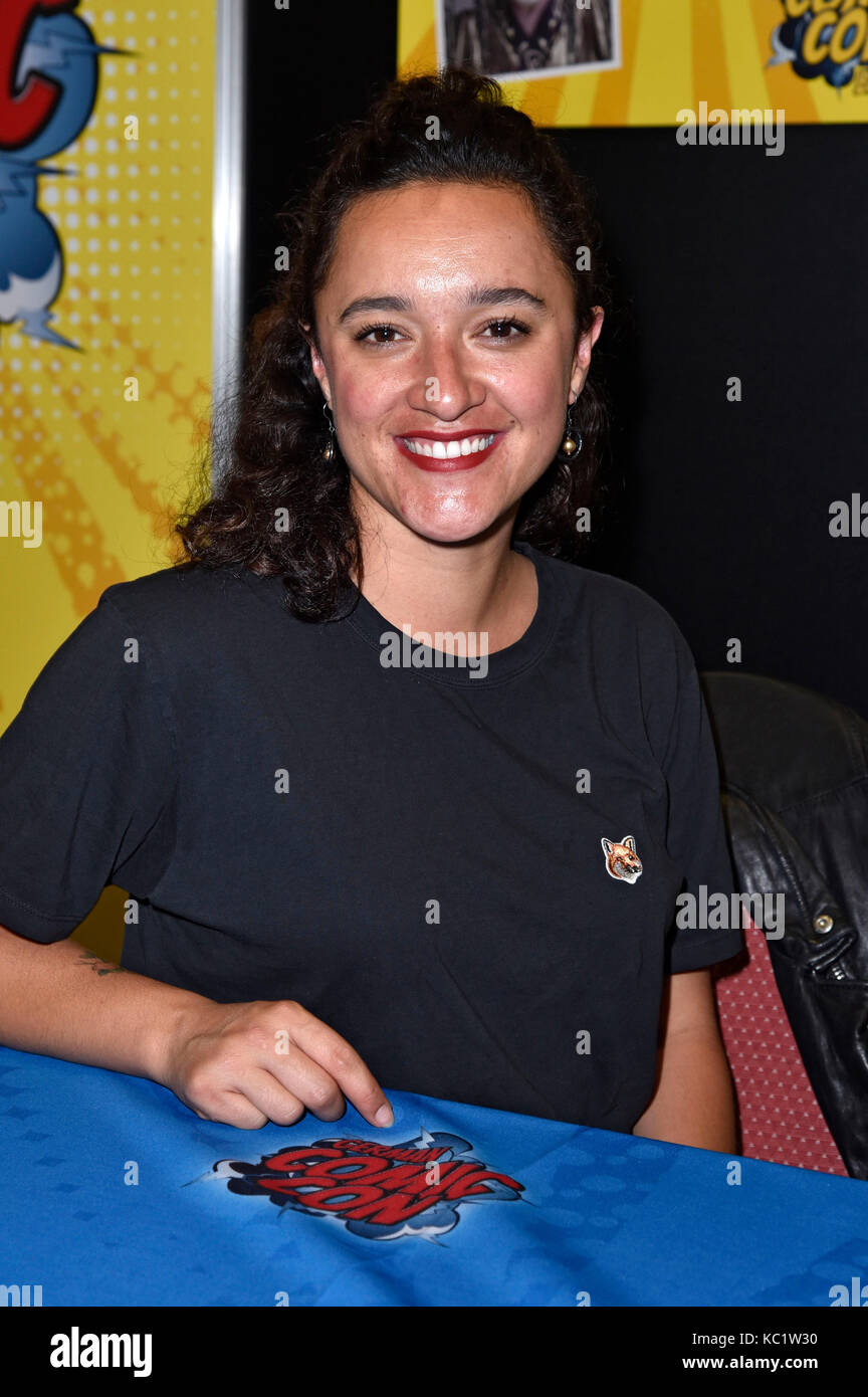 Keisha castle hughes hi-res stock photography and images - Alamy