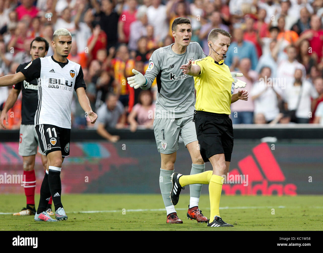 Valencia, Spain. 01st Oct, 2017. 01 Kepa Arrizabalaga of Athletic Club ...