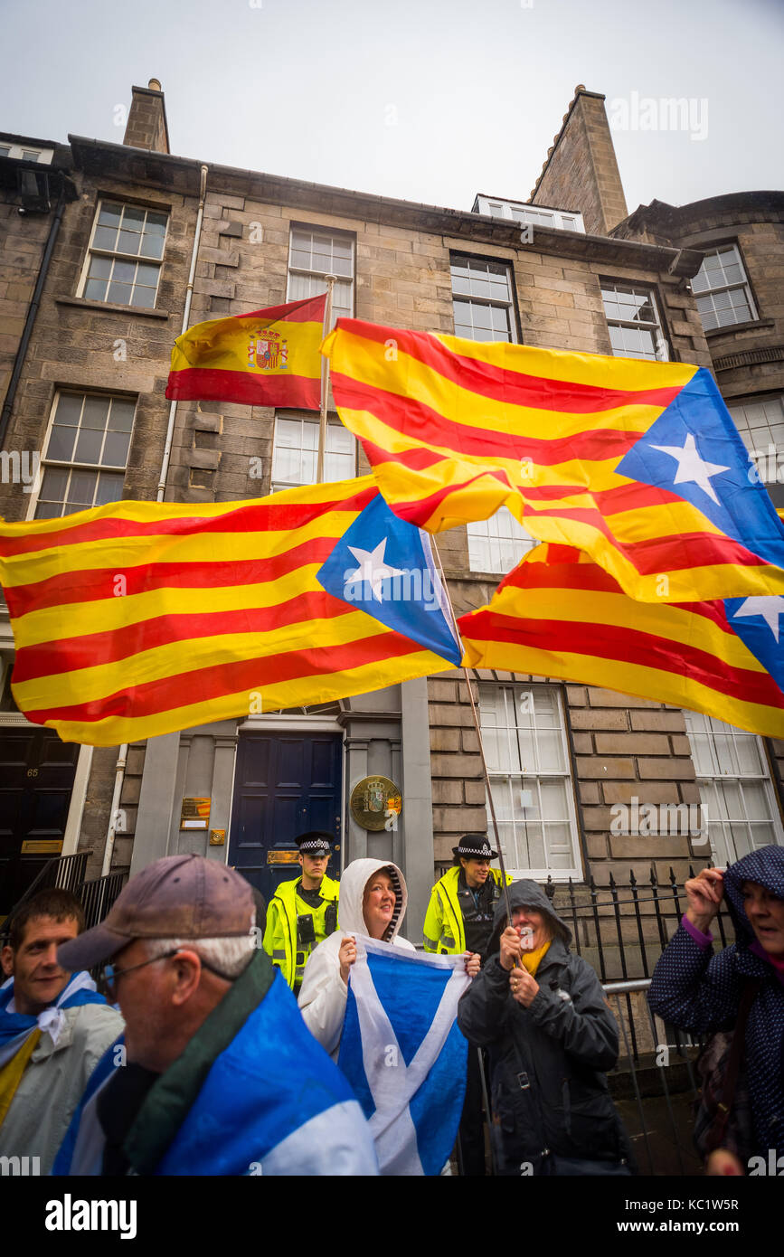 Edinburgh, UK. 01st Oct, 2017. Demonstrators gather outside the Spanish ...