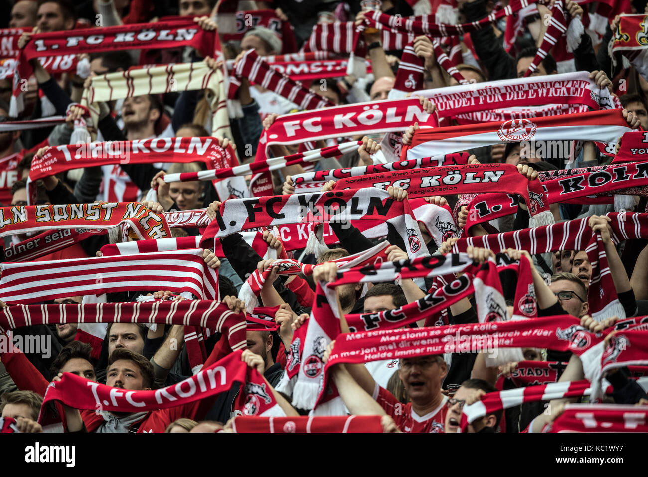 Cologne, Germany. 1st Oct, 2017. Cologne's fans cheering for their team ...