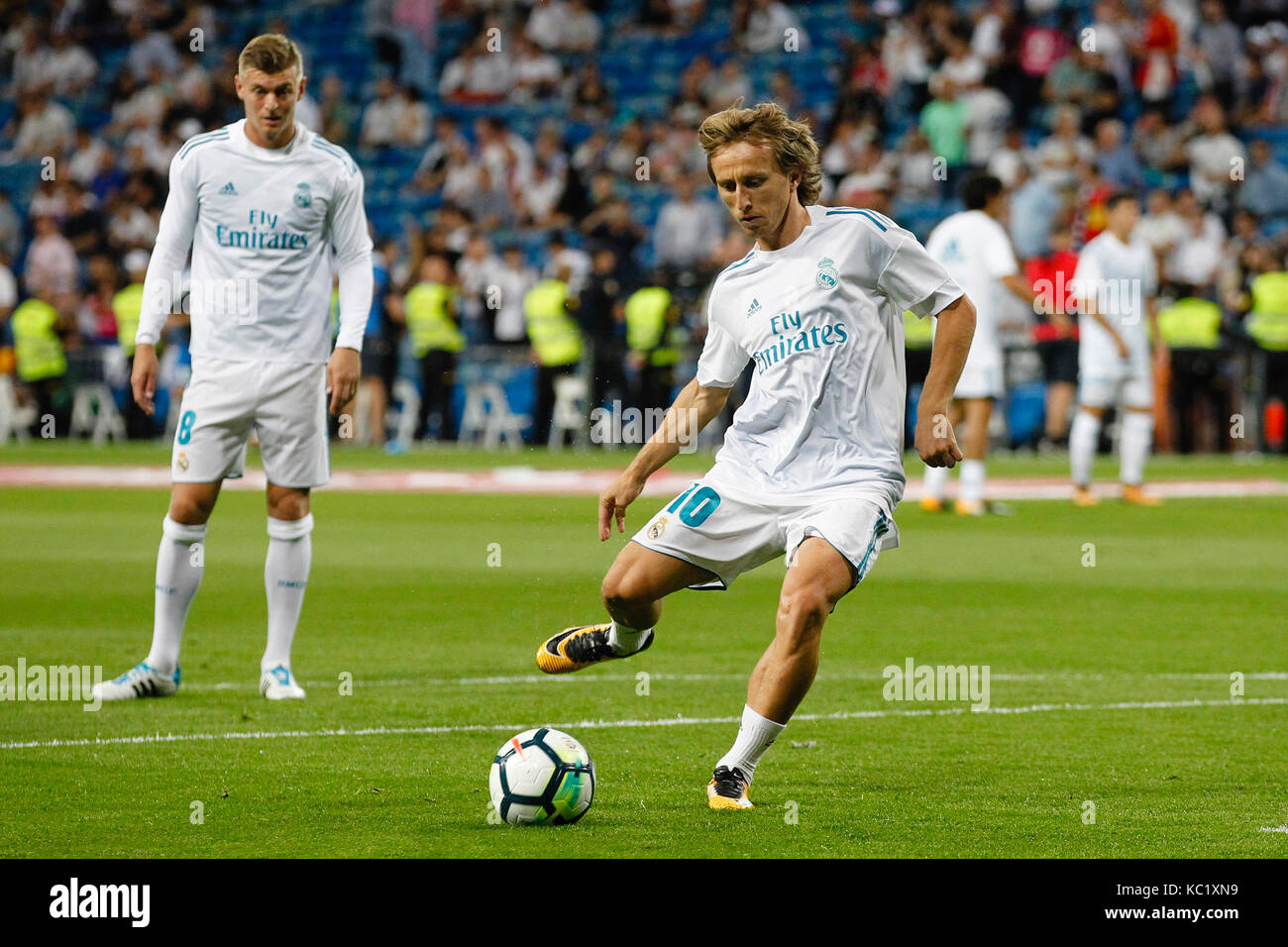Luka Modric (10) Real Madrid's player Pre-match warm-up La Liga between ...
