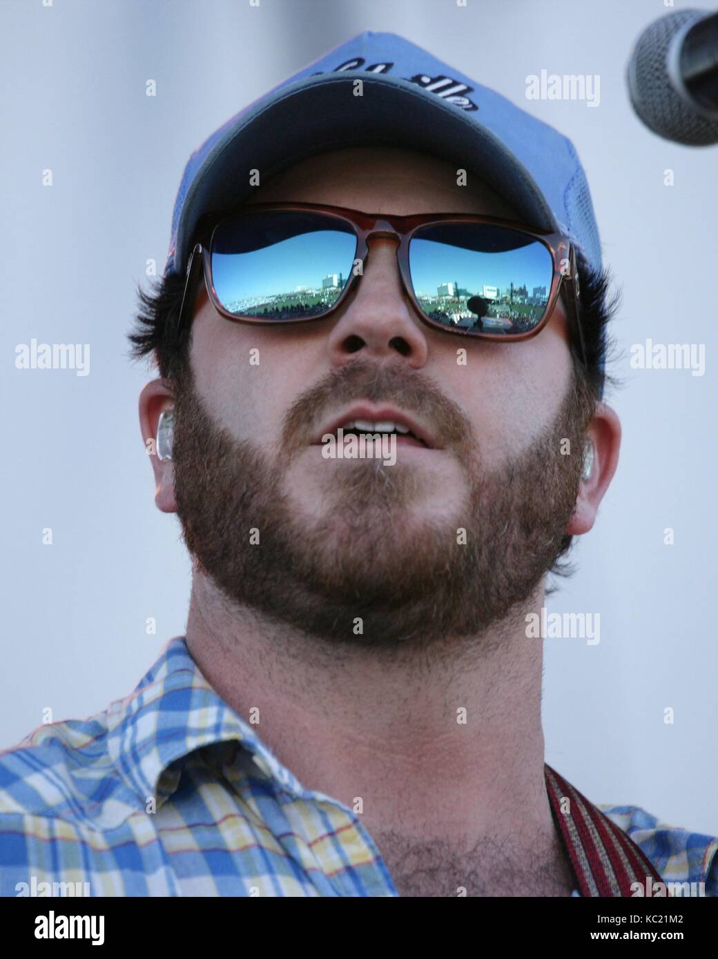 Las Vegas, NV, USA. 1st Oct, 2017. Tyler Reeve on stage for Route 91 ...