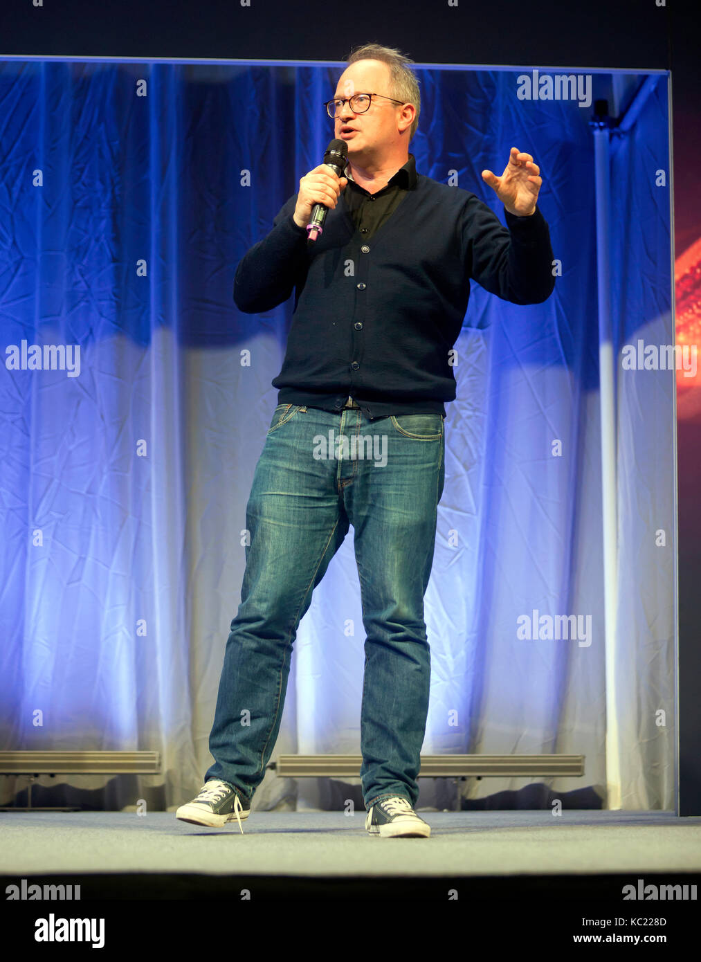 Robin Ince participating in Cosmic Shambles Live. a mind-blowing ...