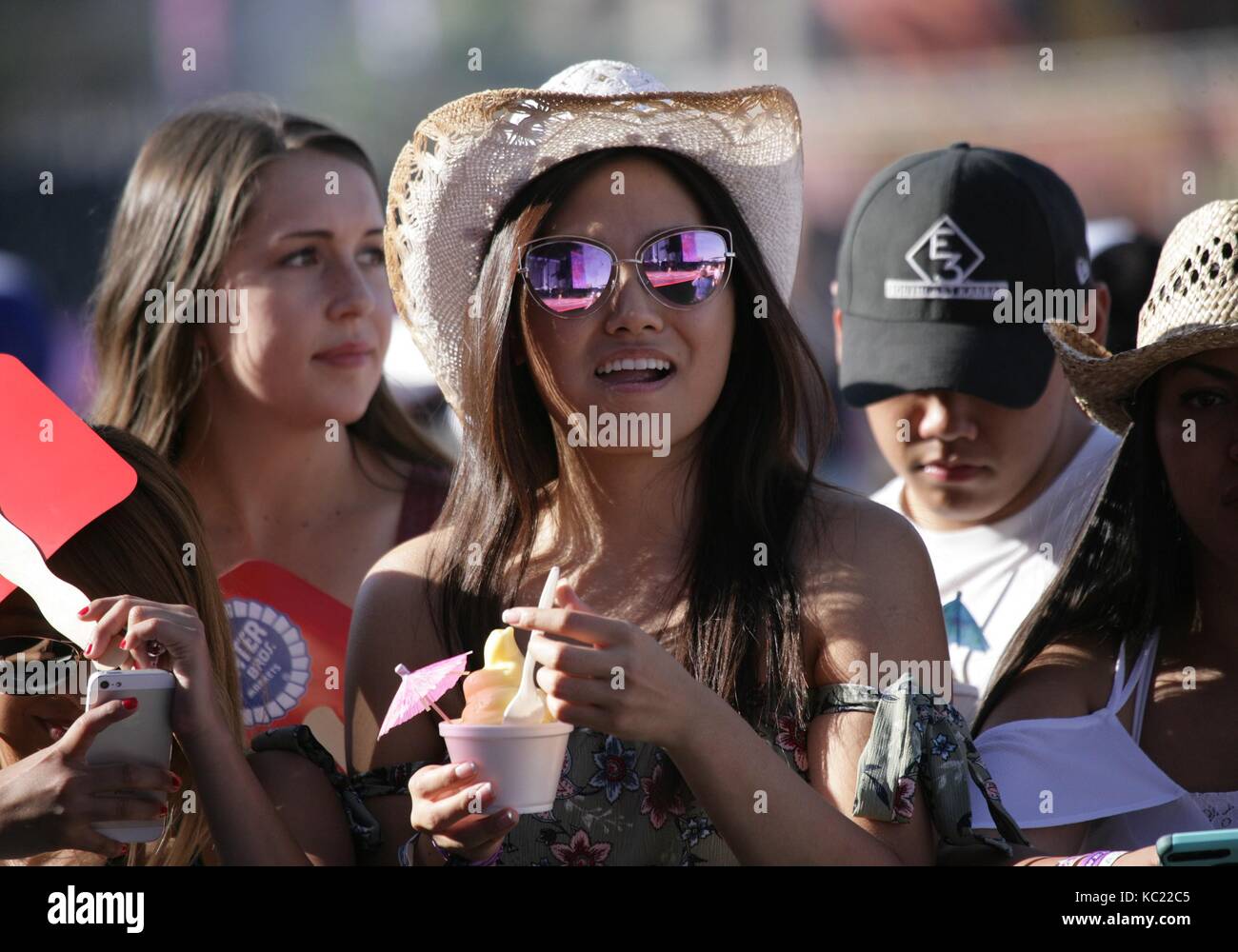 Las Vegas, NV, USA. 1st Oct, 2017. Country music fan on stage for Route ...